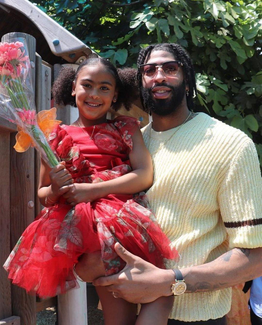Anthony Davis Showcases a Heartwarming Celebration of Fatherhood ...